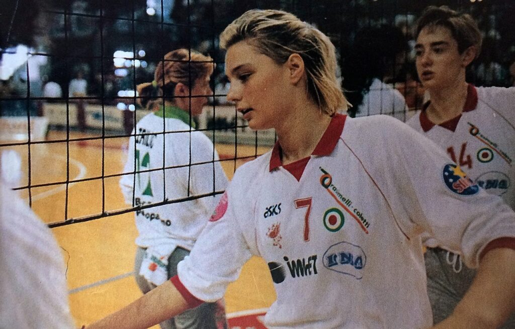 Maurizia Cacciatori: in "Senza rete" si racconta la regina del volley